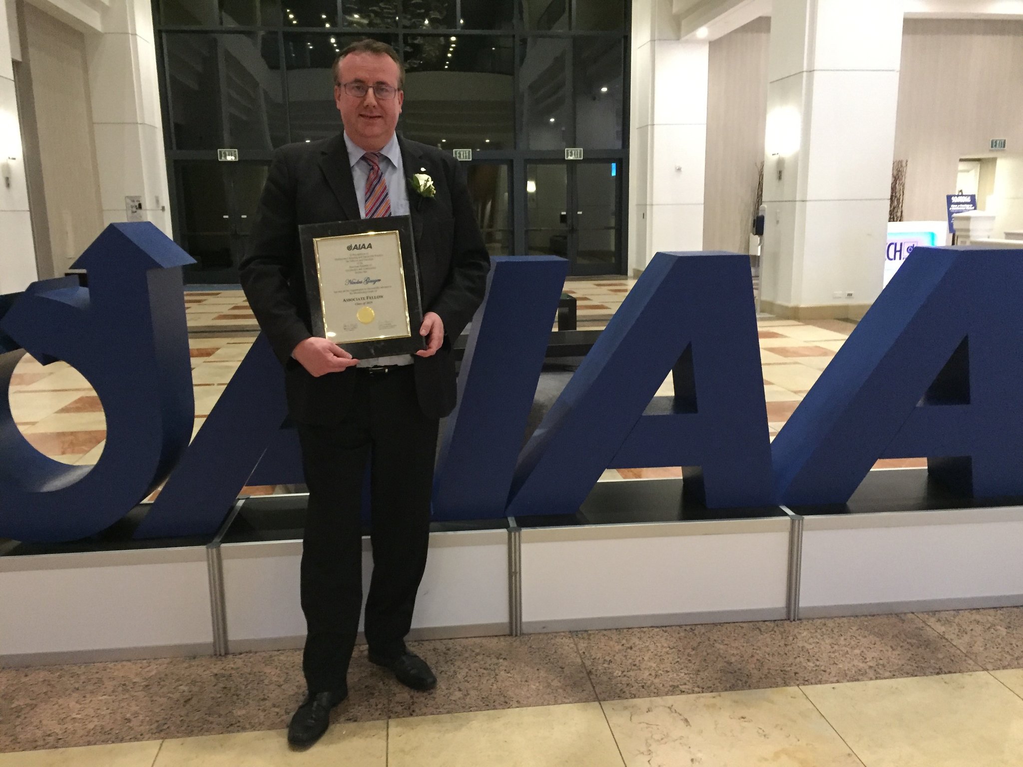 Kaiserslauterer Professor als AIAA Associate Fellow ausgezeichnet ...