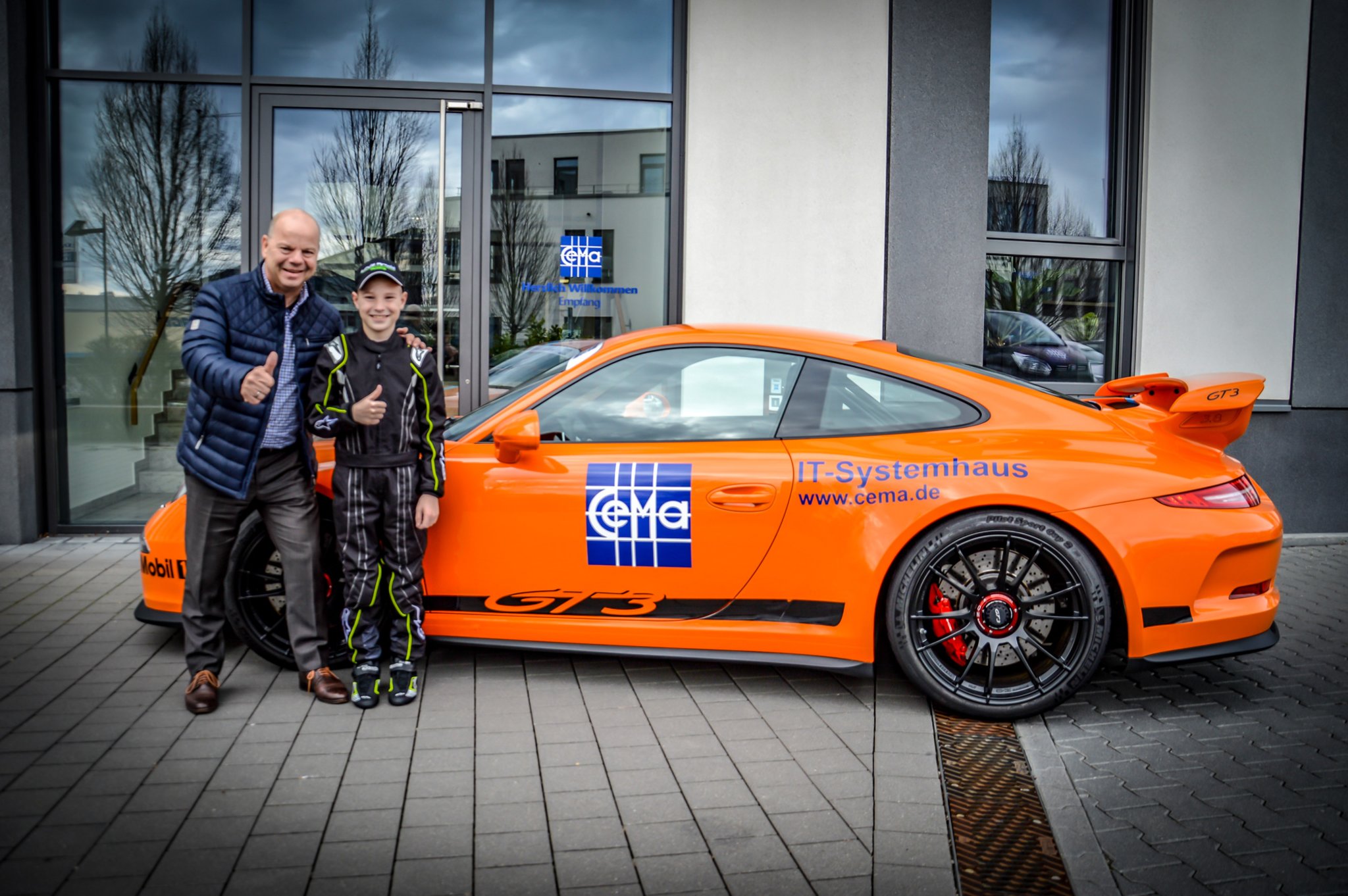 IT meets Motorsportnachwuchs: Louis Arnold Racing gewinnt CEMA AG als ...