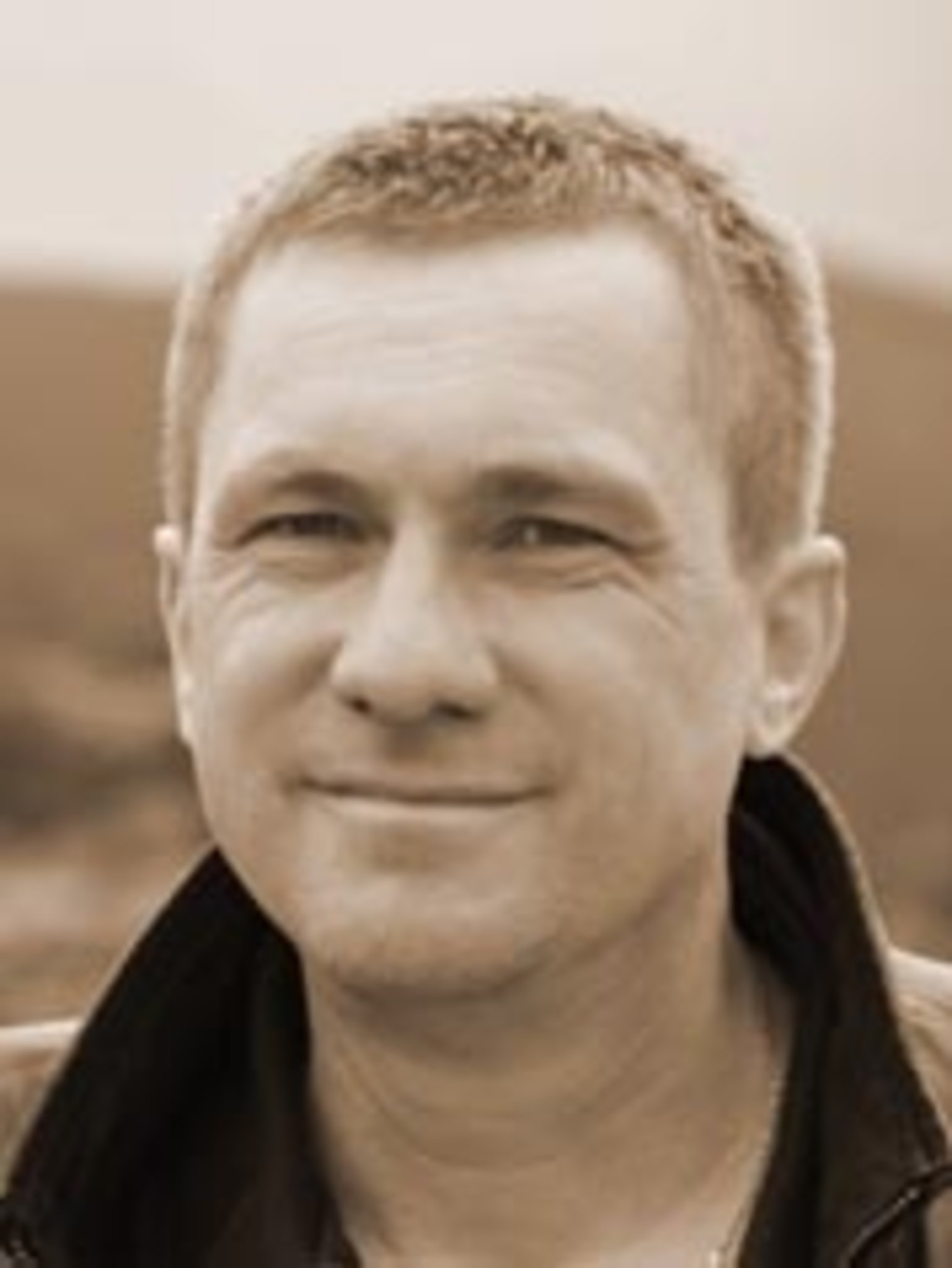 „Weinstraßenhölle“ mit Markus Guthmann in Kallstadt: Pfalzkrimi-Lesung ...