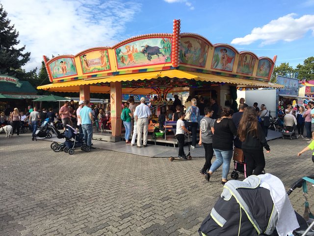 Herzlich Willkommen!: Das Programm der 40. Mutterstadter Zeltkerwe ...