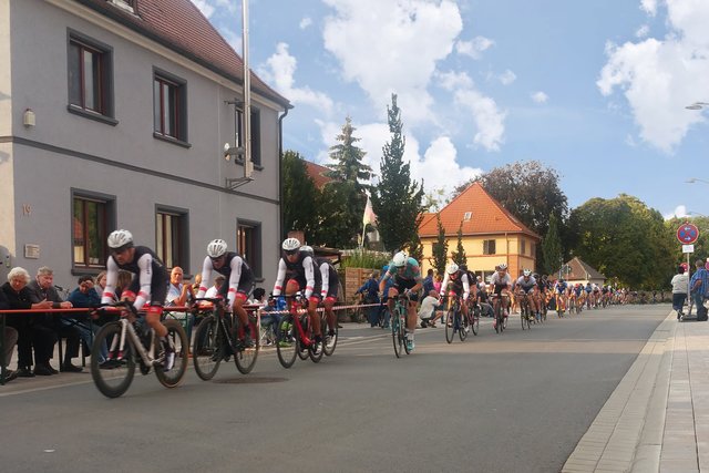 Herzlich Willkommen!: Das Programm der 40. Mutterstadter Zeltkerwe ...