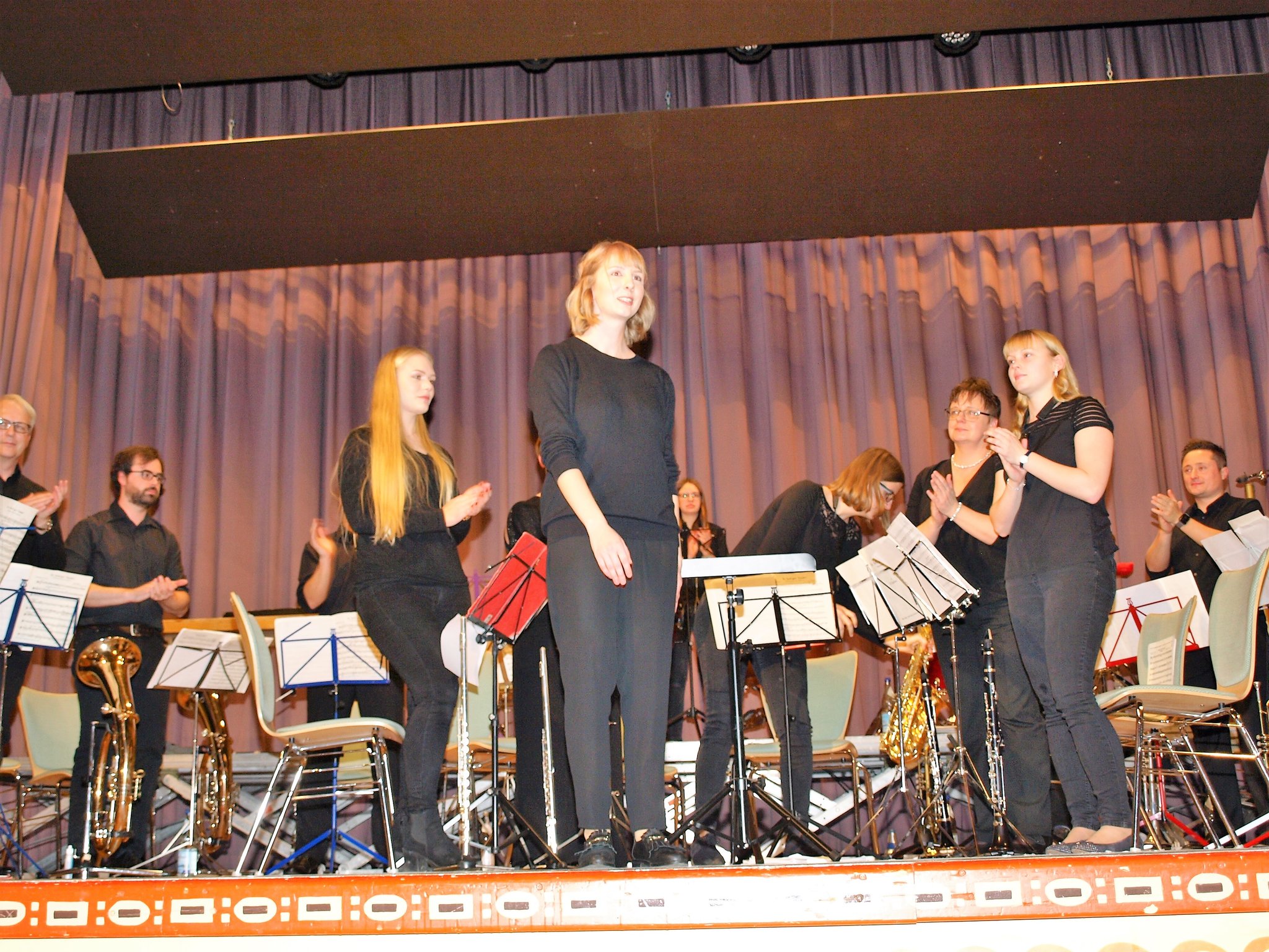 Triumphzug der ältesten Stadtkapelle im ganzen Land:: Neue junge ...