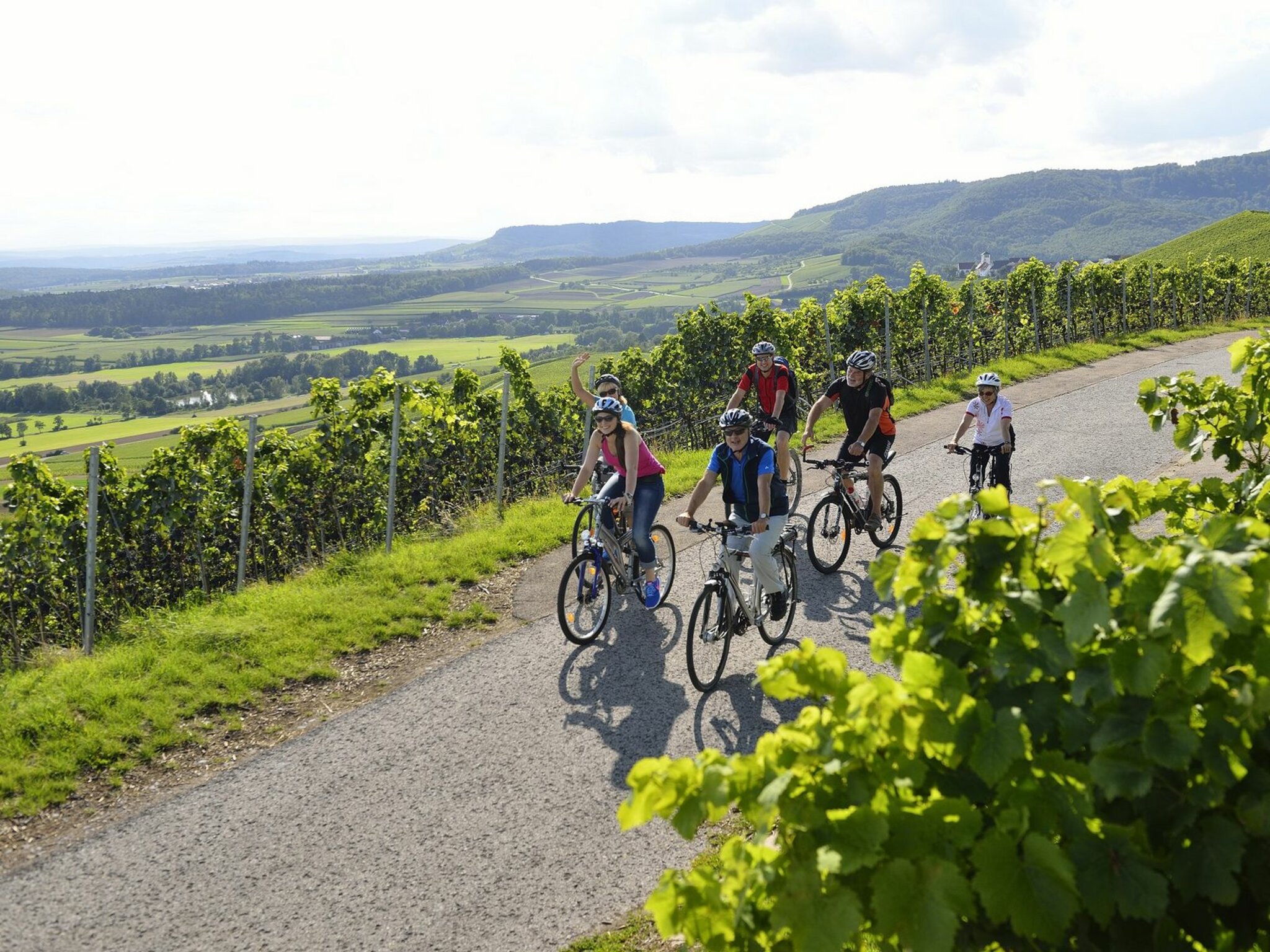 Per Rad auf dem Badischen Weinradweg unterwegs: Landschaft und Wein ...