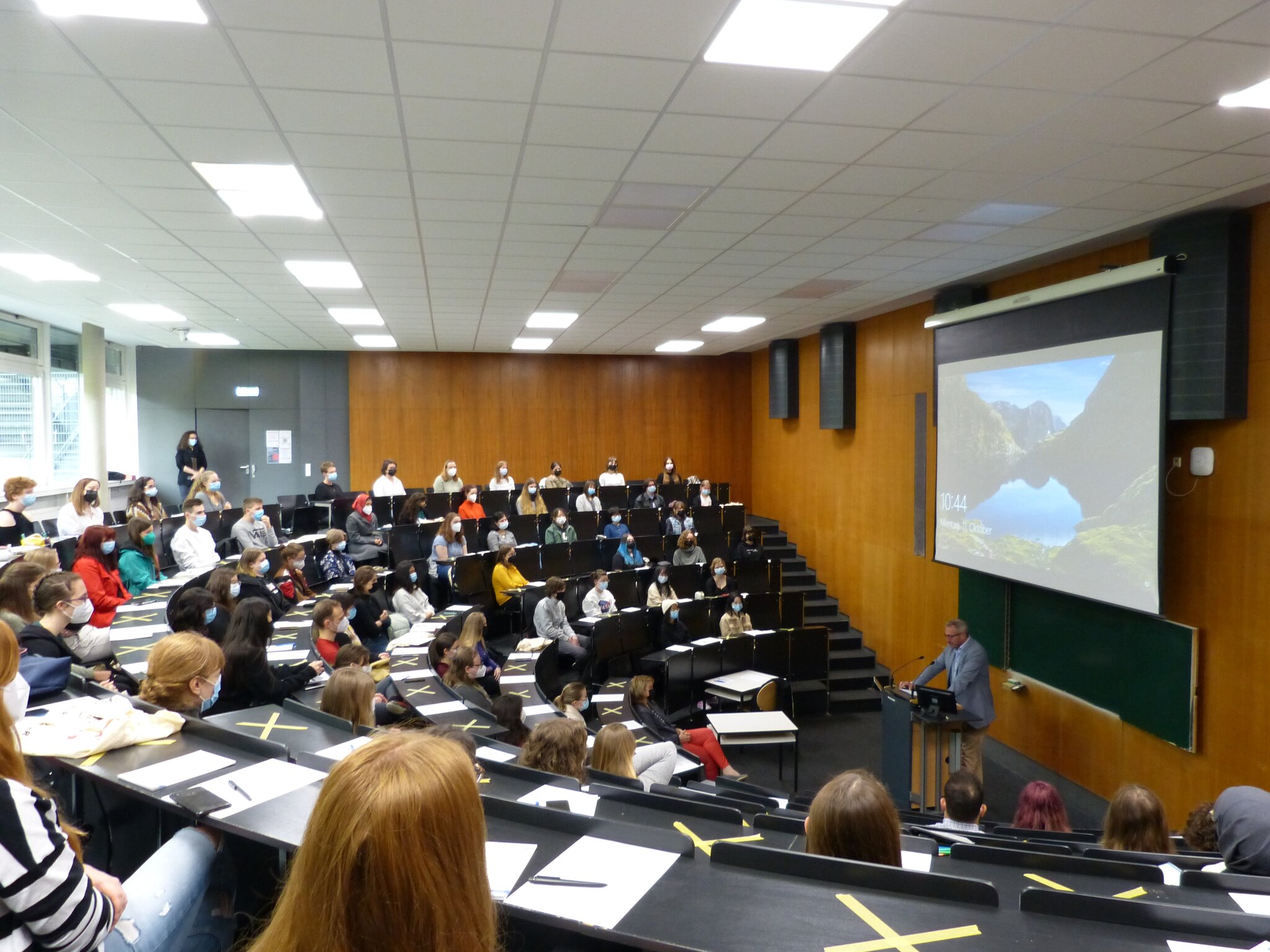 Begrüßung der neu immatrikulierten Studierenden in Germersheim ...