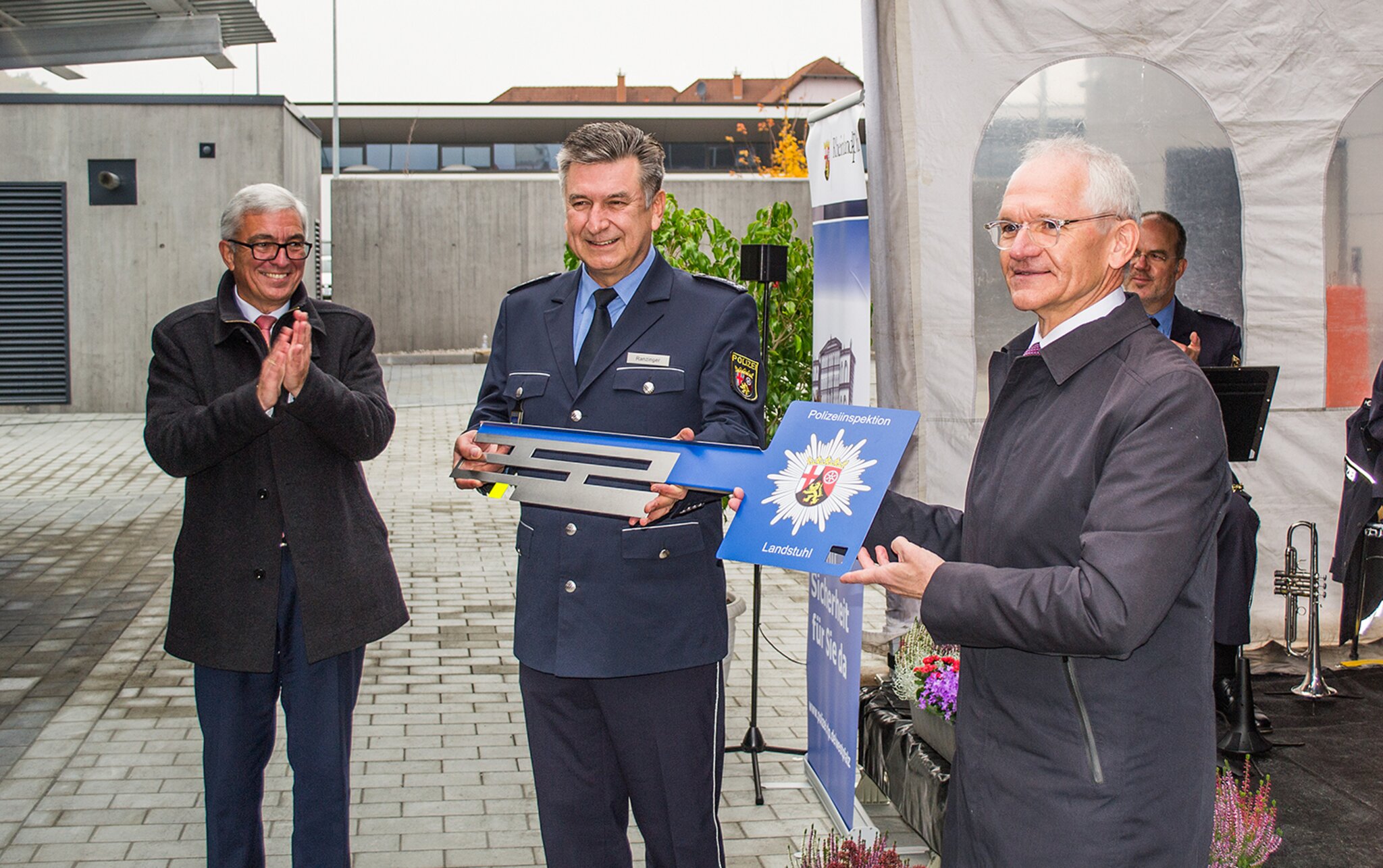 Einweihung des neuen Dienstgebäudes der Polizei Landstuhl: „Bestmöglich ...