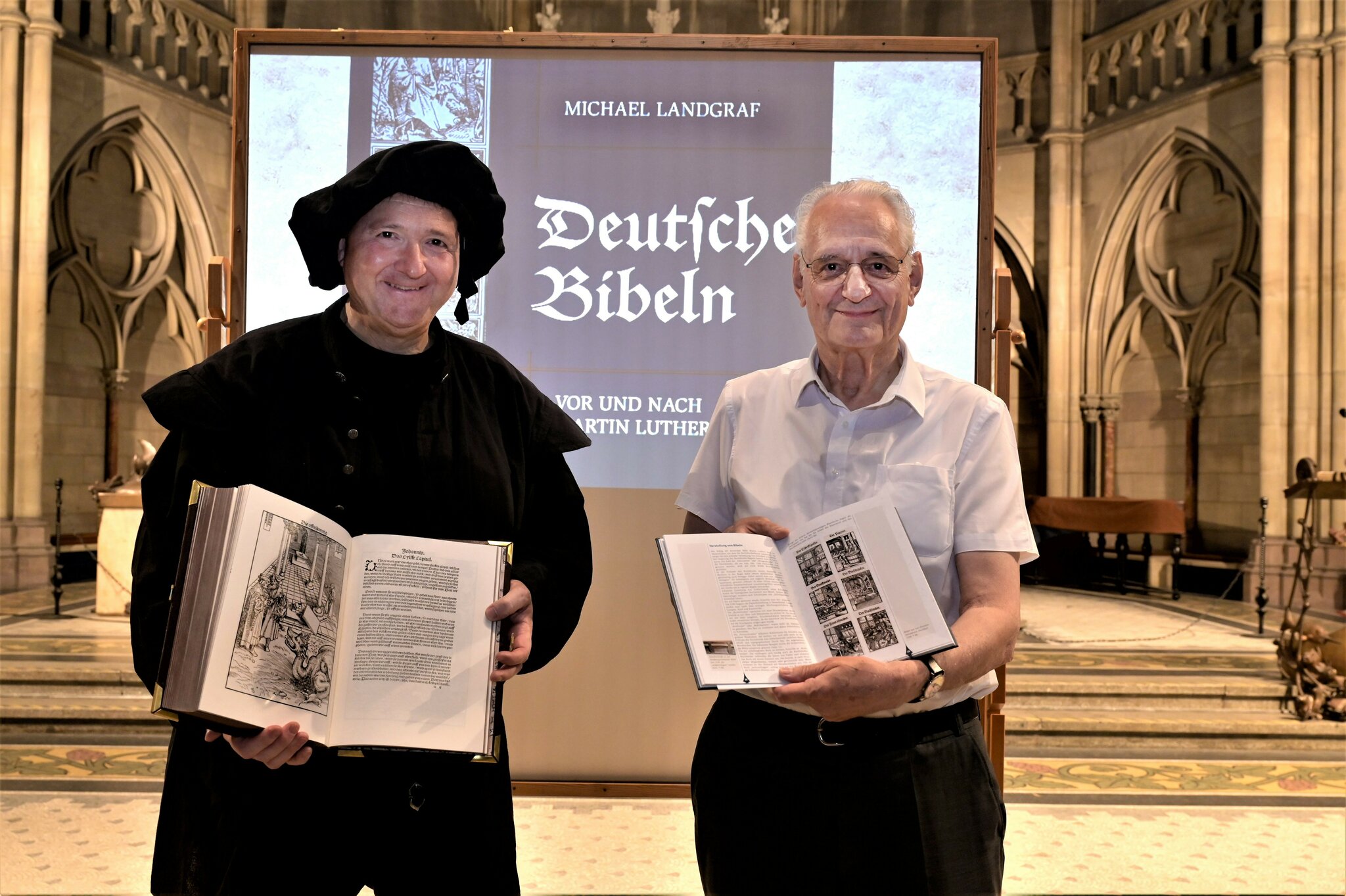 Neues Buch von Michael Landgraf: Deutsche Bibeln - Stadtanzeiger Neustadt