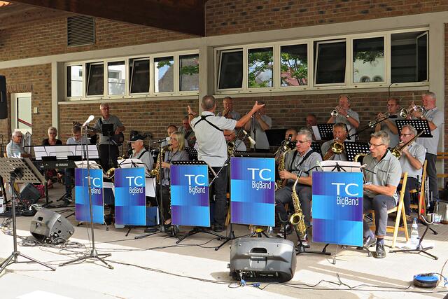 BriMel unterwegs: Böhler Kerwe mit der TC Big Band - Böhl-Iggelheim