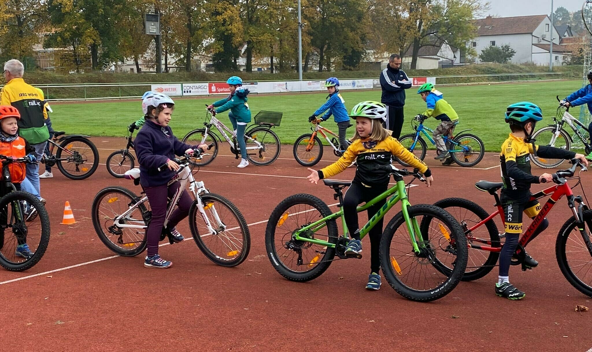 Spaß, Spannung und Bewegung: Das Fette Reifen Rennen für Kinder in ...