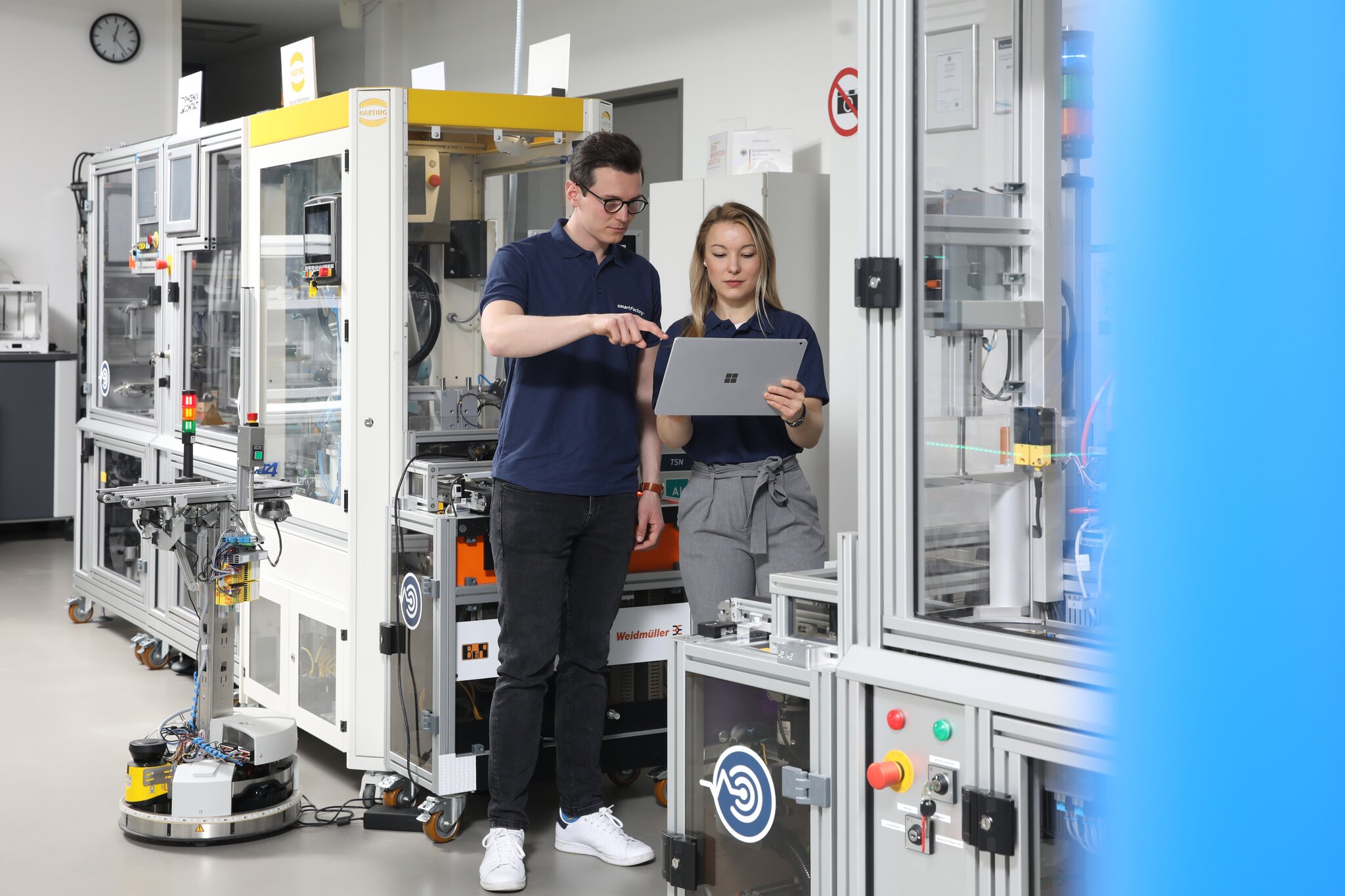 Pressemitteilung: SmartFactory-KL unterstützt Manufacturing-X ...