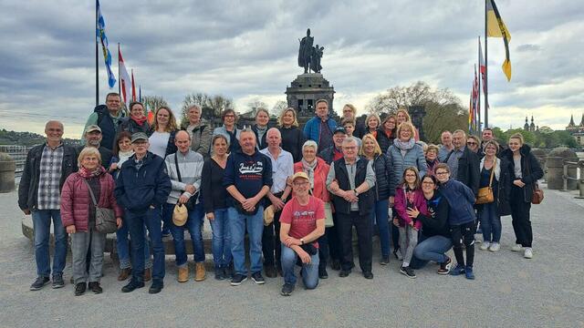 Deutsch-Franz. Partnerschafts-Jubiläum: 5 Jahre Mannweiler-Cölln-Fricourt - Alsenz-Obermoschel