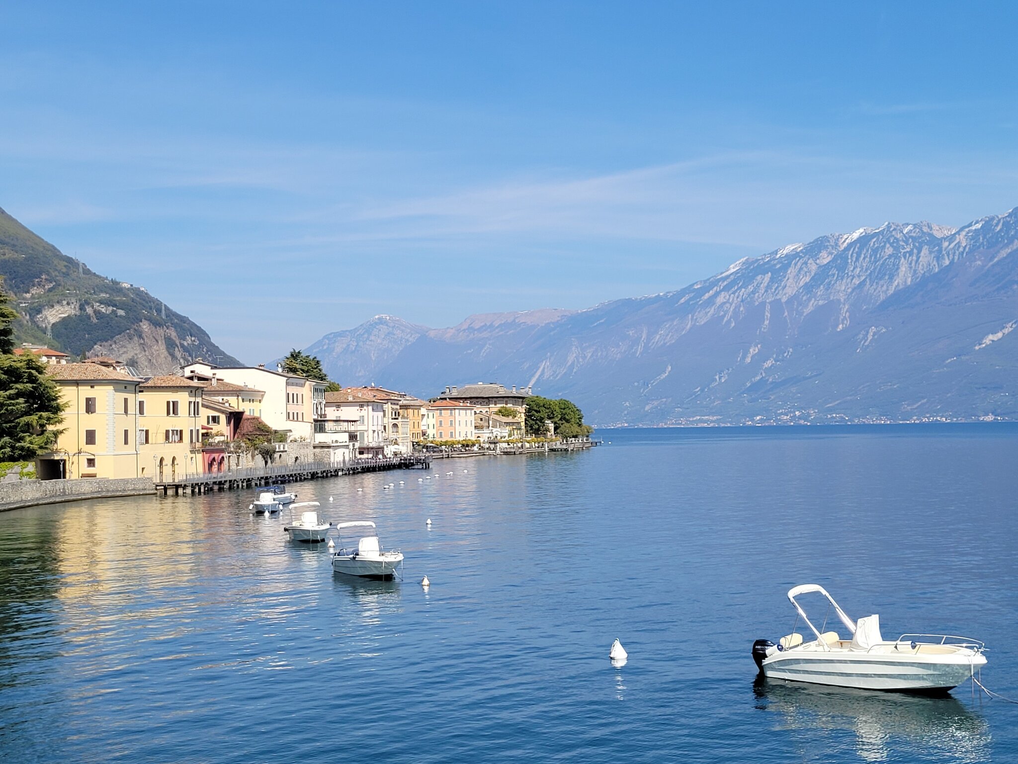 „Bassa Via del Garda “ im Frühling: Immer leuchtet der See - Neustadt ...