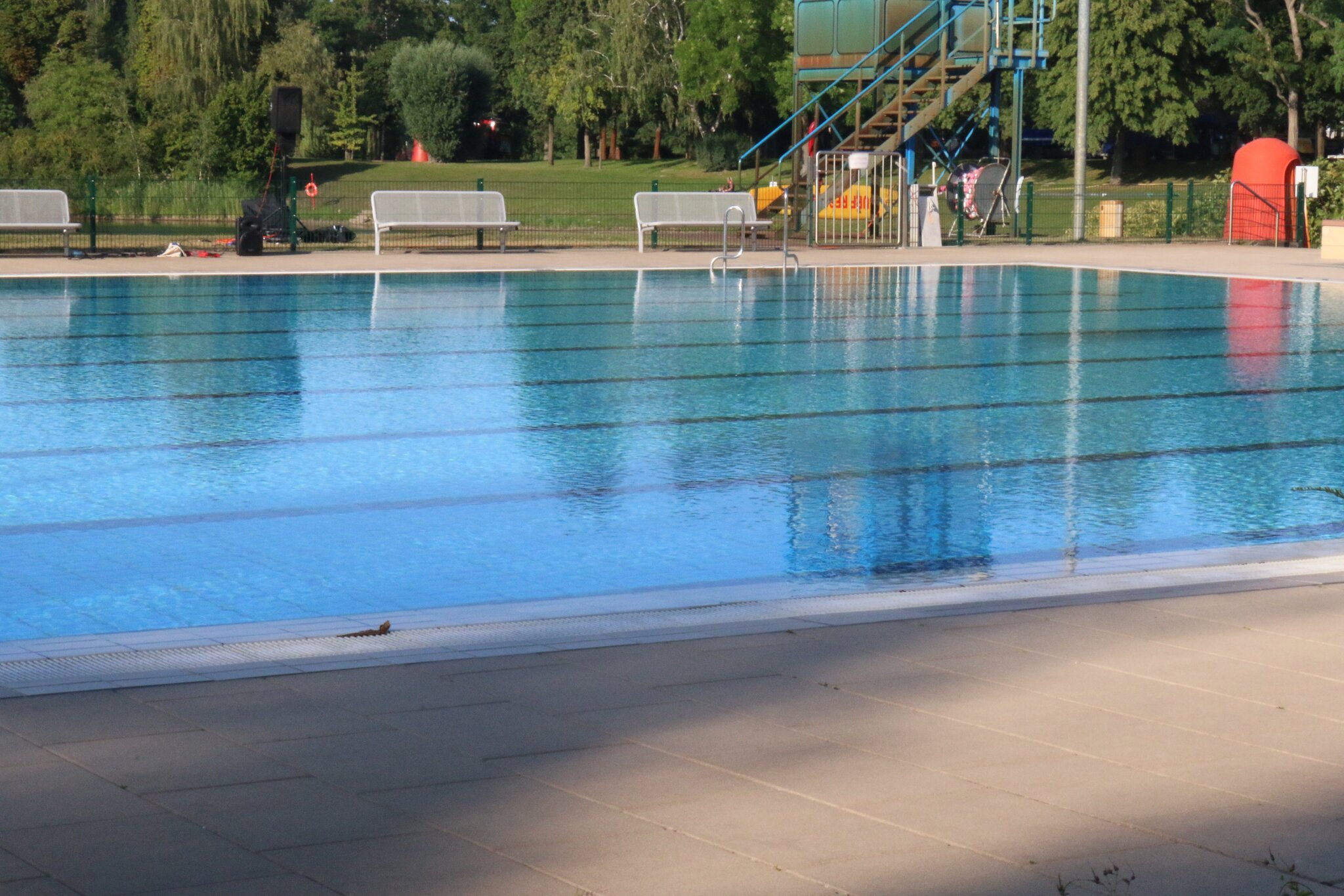 Strandbad wieder geöffnet: Badesaison am 18. Mai gestartet - Frankenthal