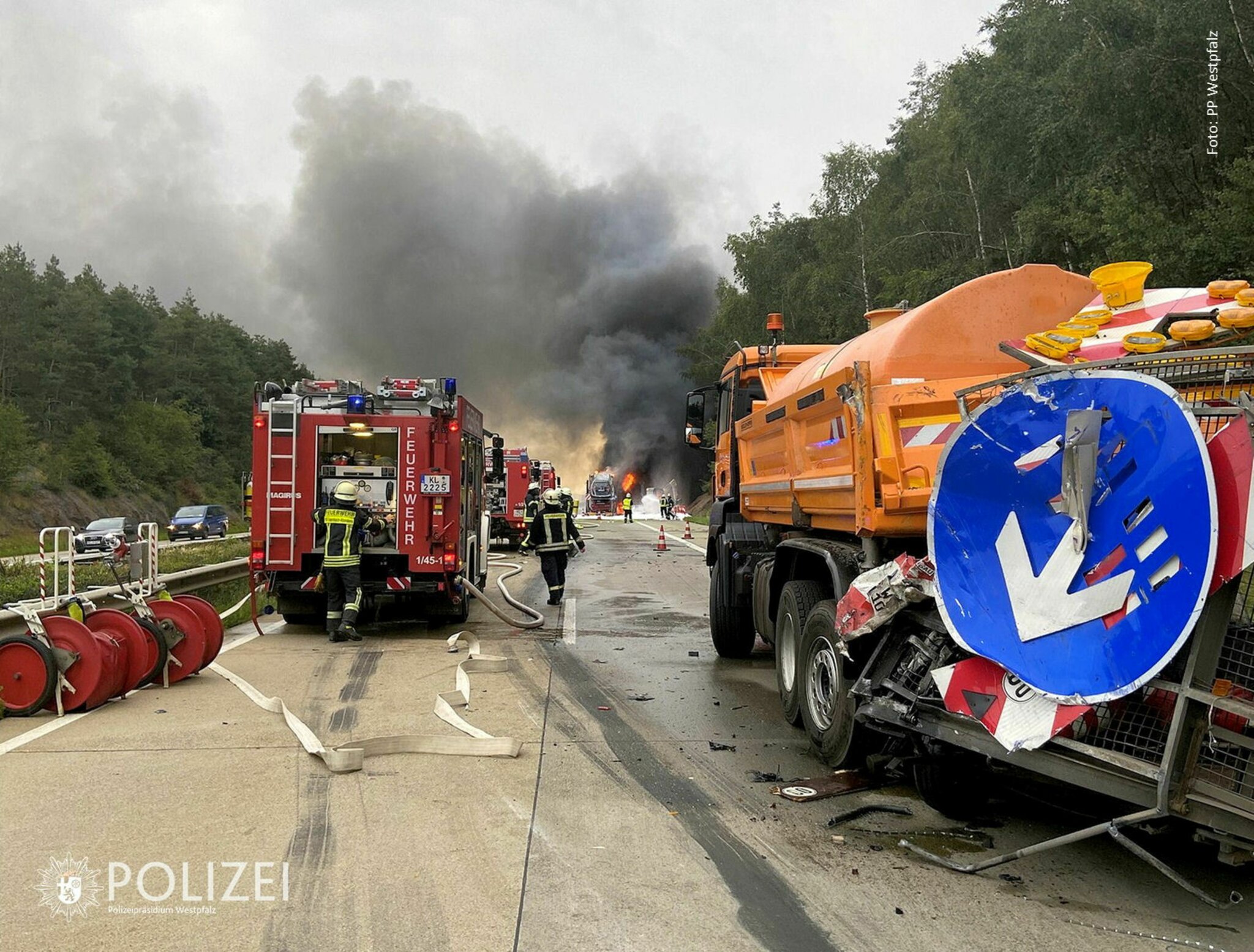 Gestern schwerer Unfall auf der A6 bei Wattenheim: Hoher Sachschaden - Kaiserslautern