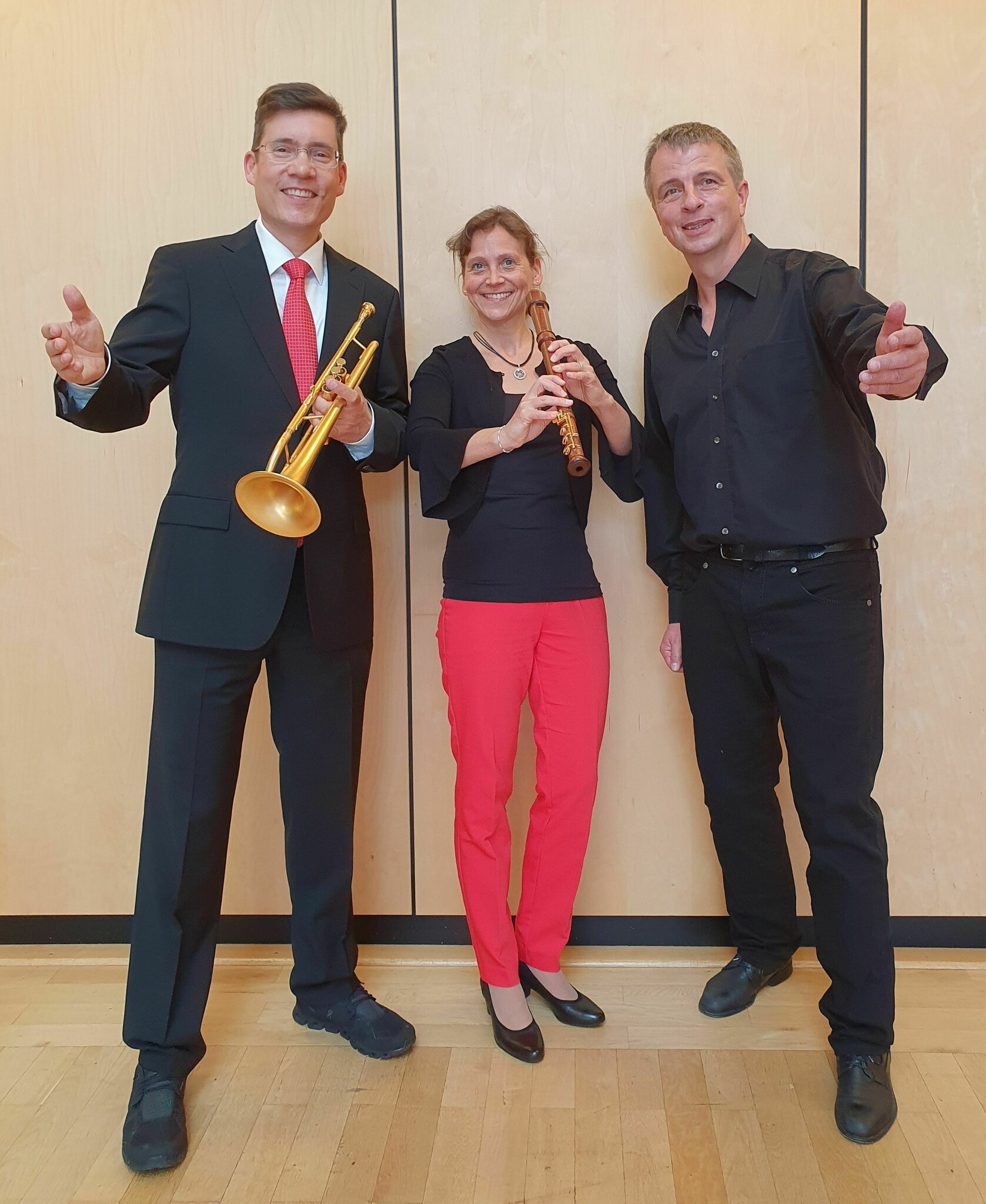 Konzert im GDA Wohnstift mit dem Trio „Akaduo“ - Stadtanzeiger Neustadt