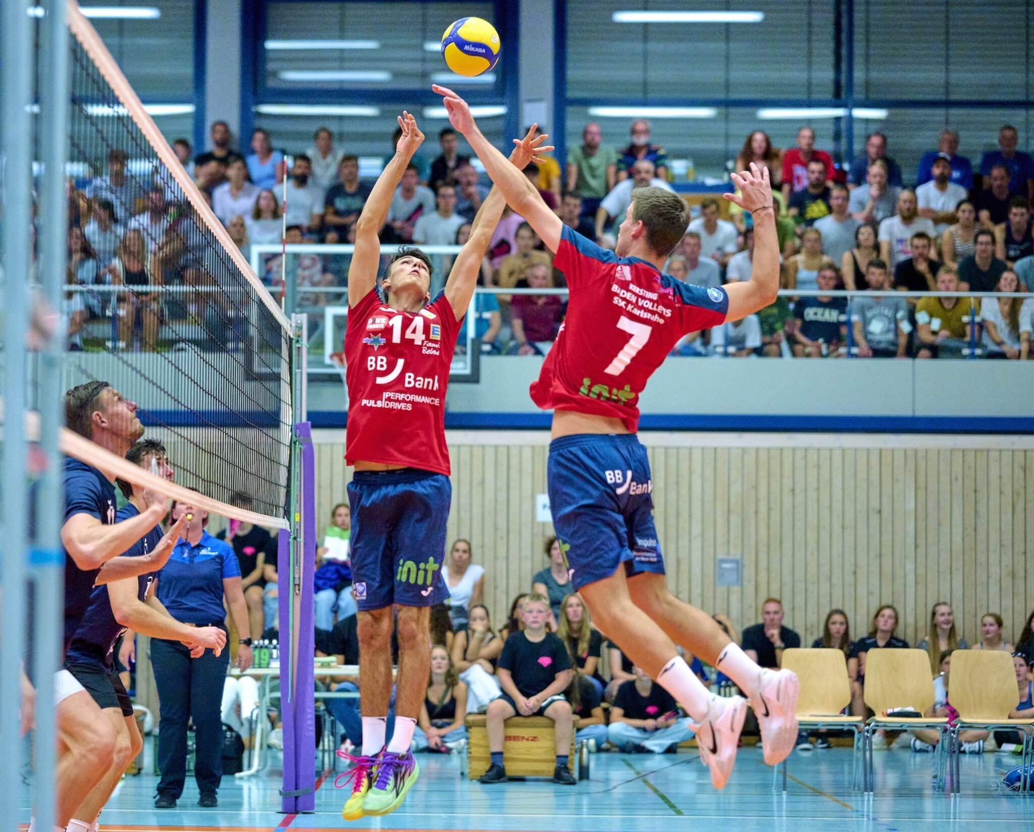 Ausgiebig testen: BADEN VOLLEYS spielen Turnier in Freiburg - Karlsruhe