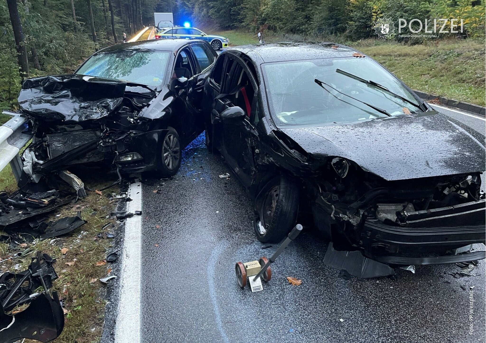 Mehrere Verletzte und ein hoher Sachschaden bei Trippstadt - Landstuhl