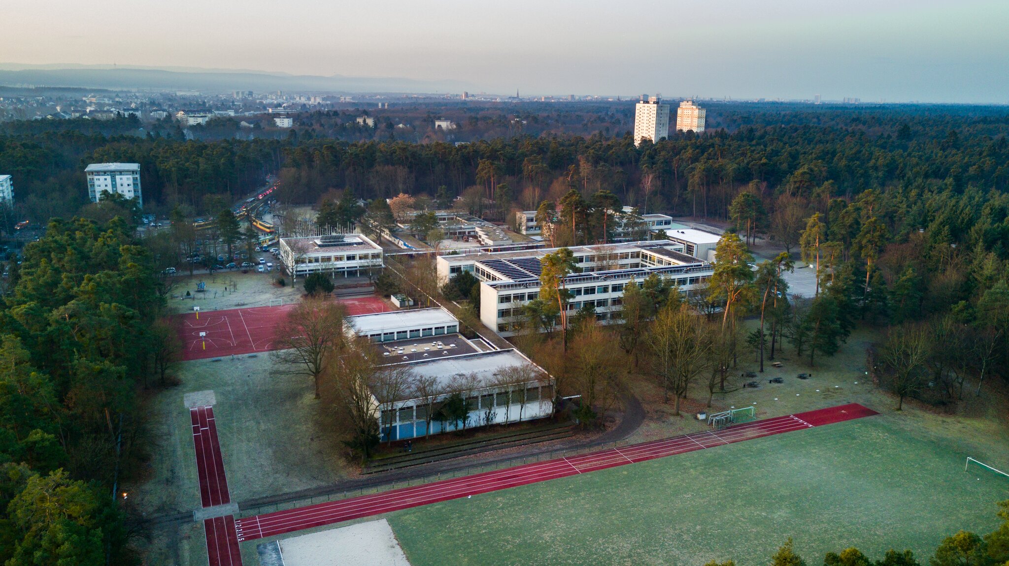 Europäische Schule Karlsruhe: Auf dem Weg zum Europäischen Abitur mit ...