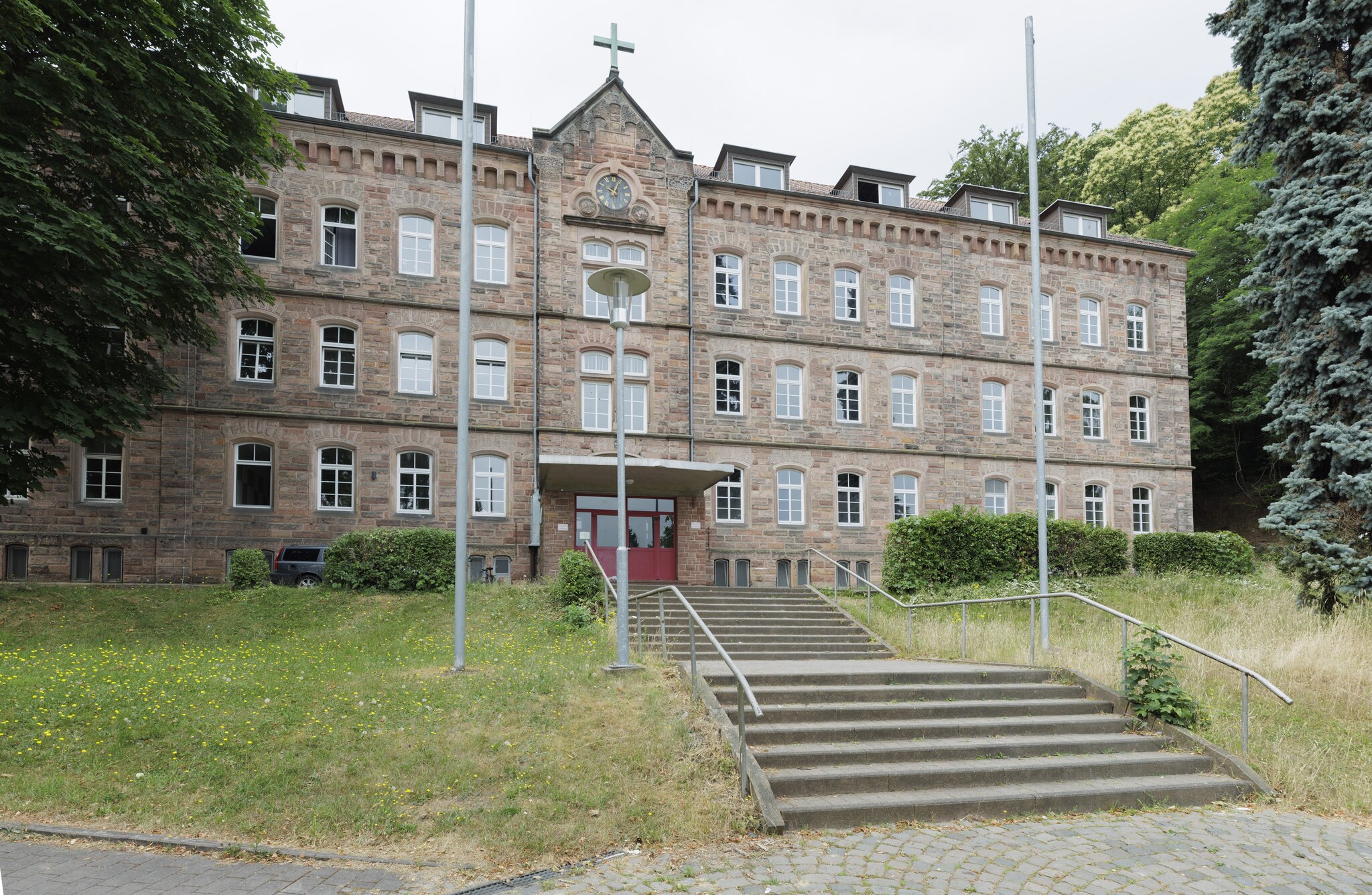 Caritas übernimmt Kinderheim St. Nikolaus in Landstuhl - Wochenblatt ...