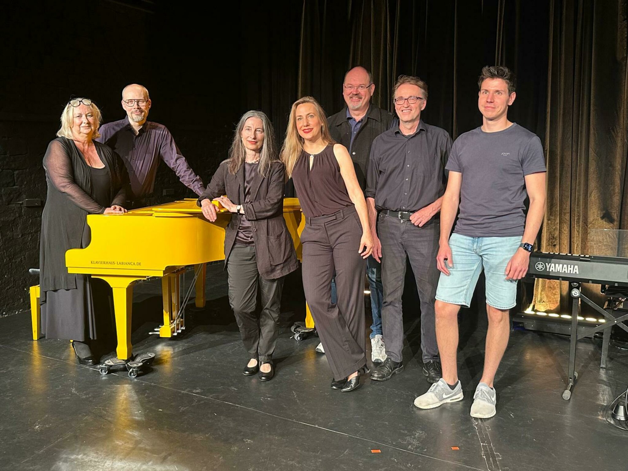 Schattenkabarett 2024: Benefizveranstaltung erzielt 4.000 Euro - Karlsruhe