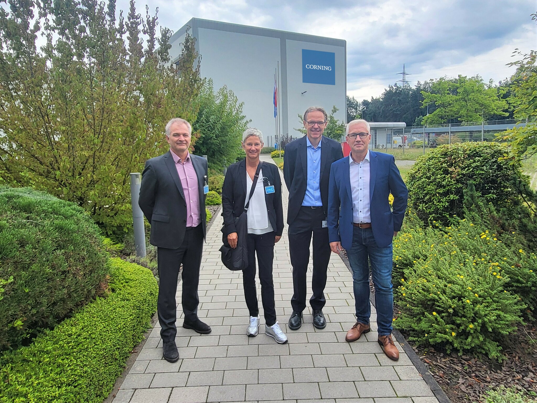 Einzigartiges Know-How: Oberbürgermeisterin Kimmel besucht Corning GmbH ...