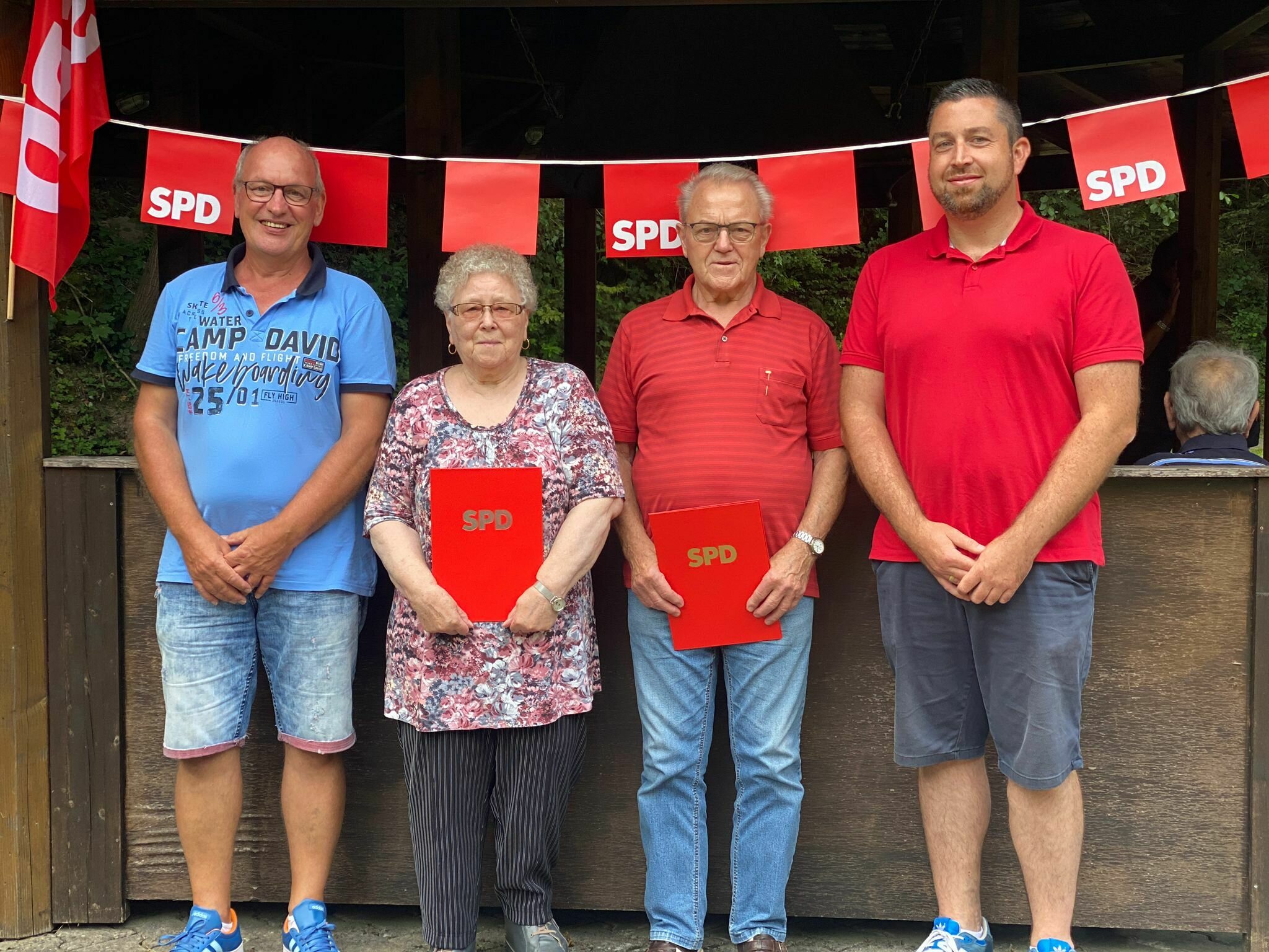 Ehrungen beim SPD-Familienfest in Erdesbach - Wochenblatt Kusel