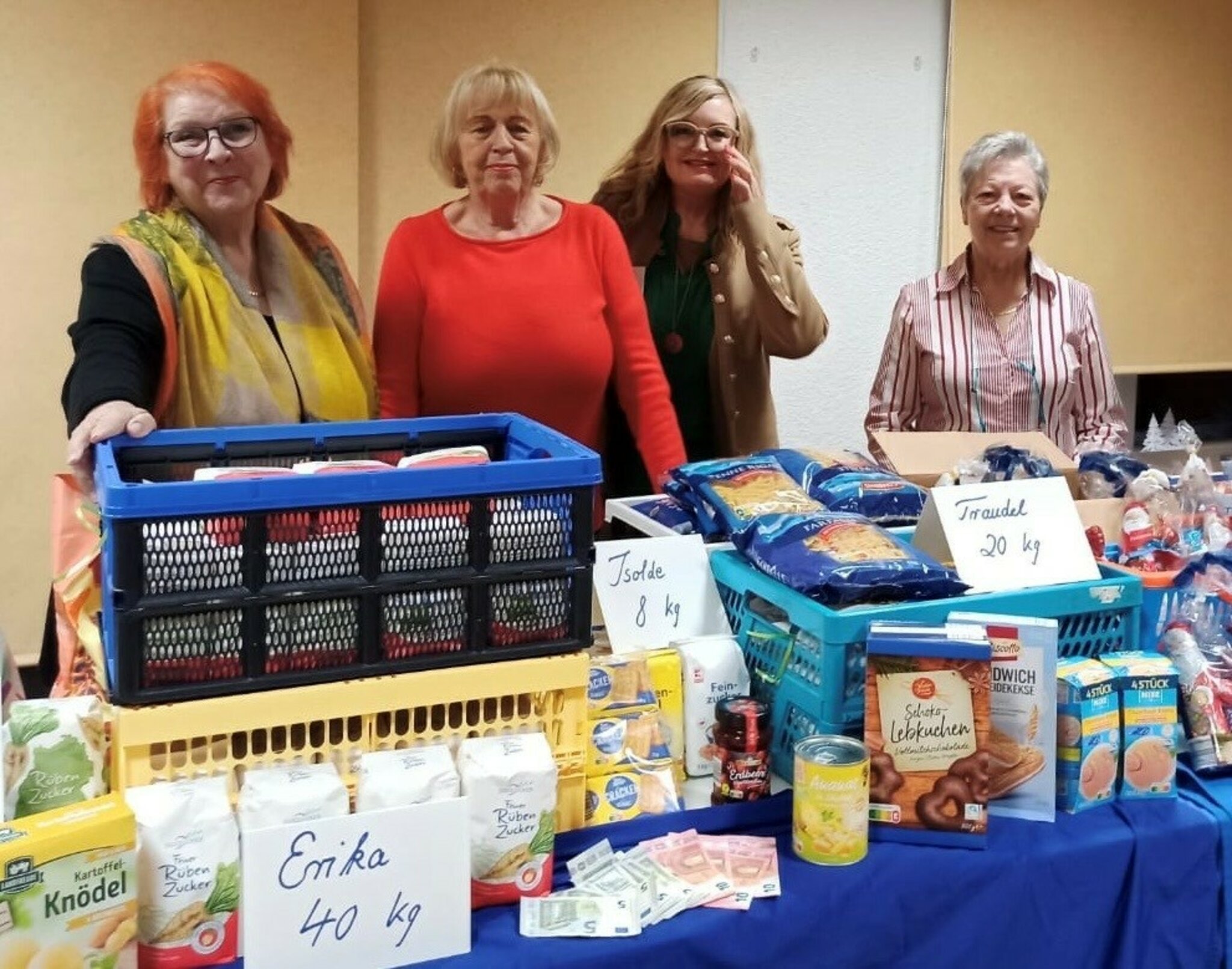 237 verlorene Kilos als Lebensmittelspenden: Weight Watchers Gruppe ...