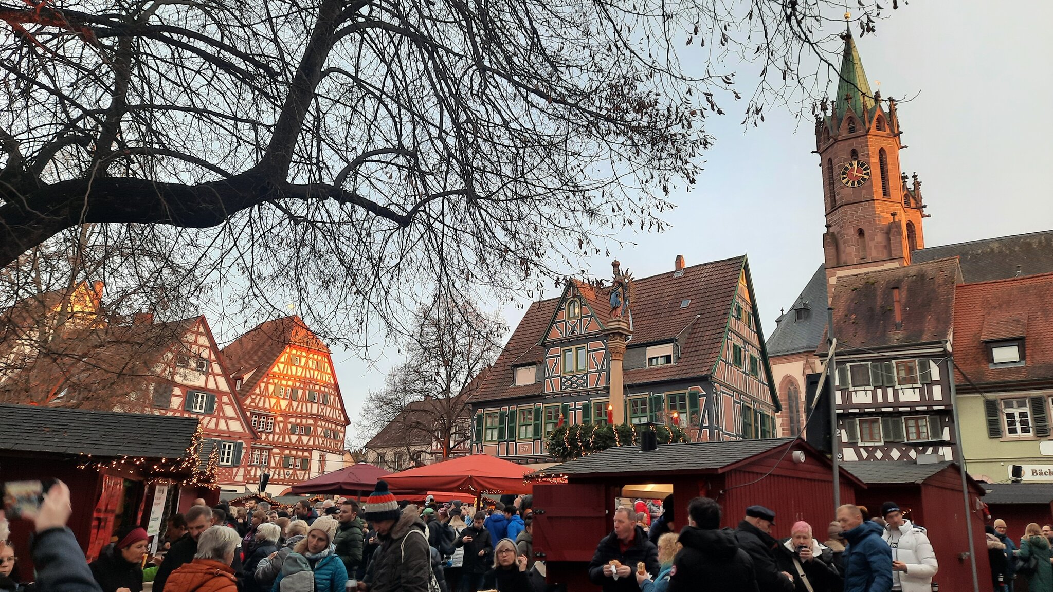 Bildergalerie: Die schönsten Fotos vom Ladenburger Weihnachtsmarkt ...