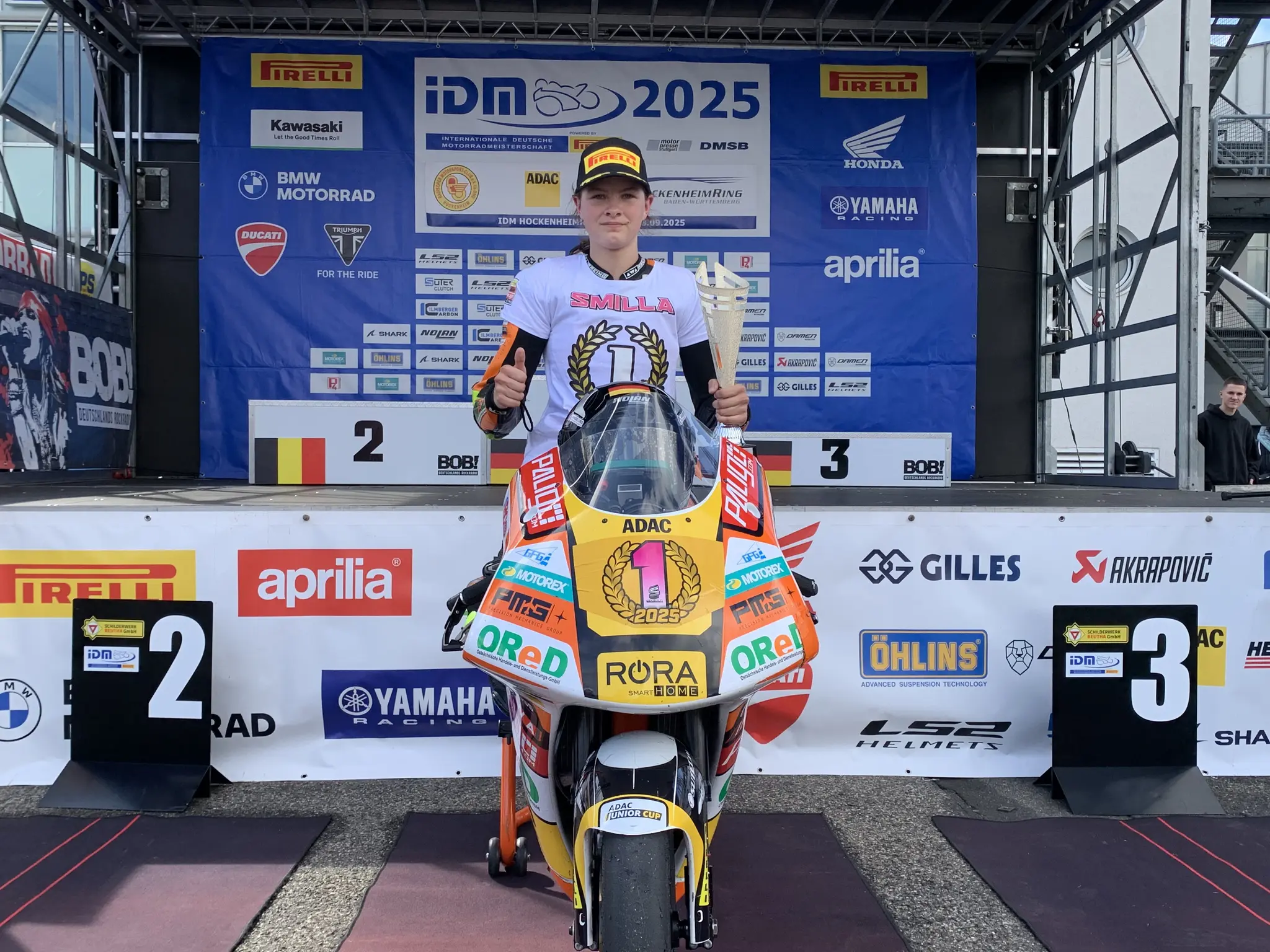 Motorradsport: Smilla Göttlich gewinnt in Hockenheim den ADAC Junior ...