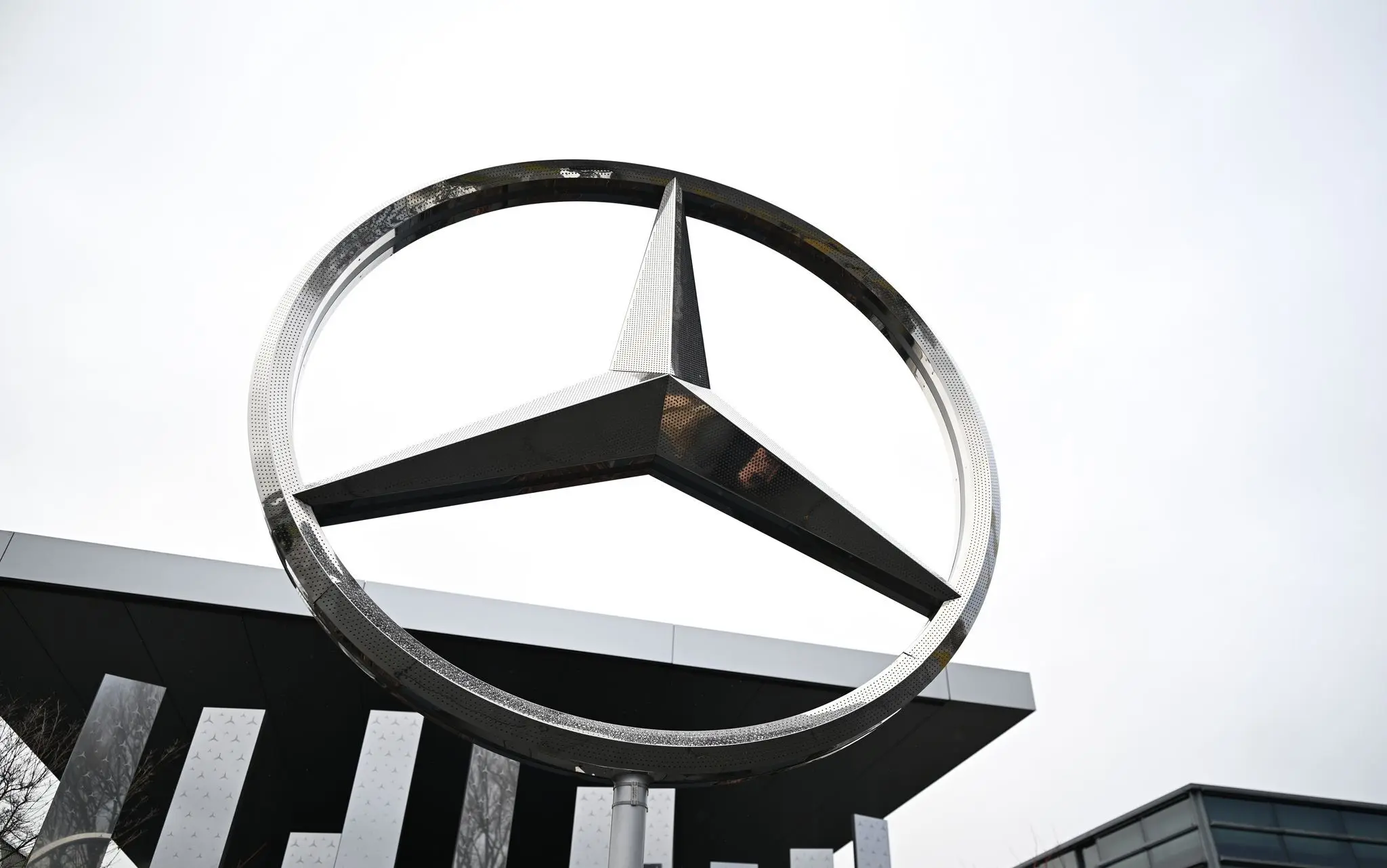 Mercedes verkauft Leasing-Tochter Athlon – das bedeutet der Deal